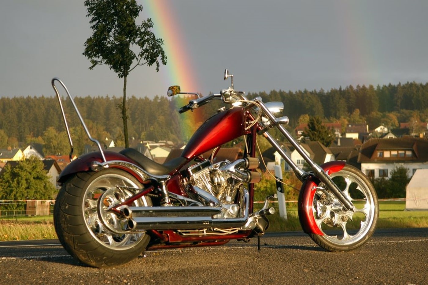 Big Dog Motorcycles K9 cherryred II Custom Chopper - ABC Hamburg