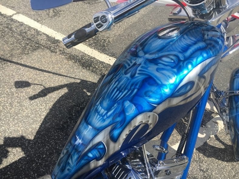 Big Dog K 9 Motorcycle Alien Airbrush - ABC Hamburg Custom Bike K 9